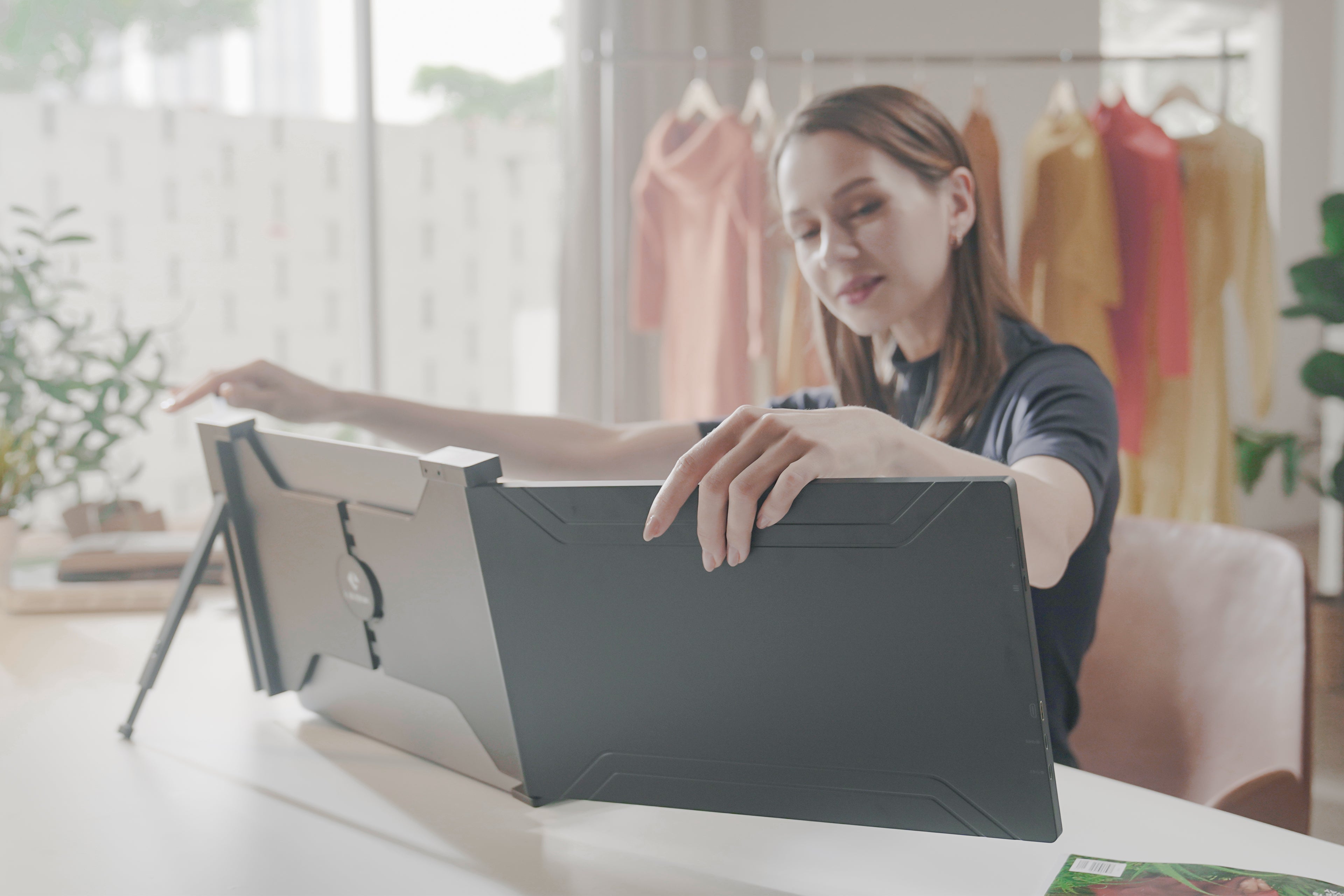 The Complete Guide to Choosing a Laptop Stand – Llimink