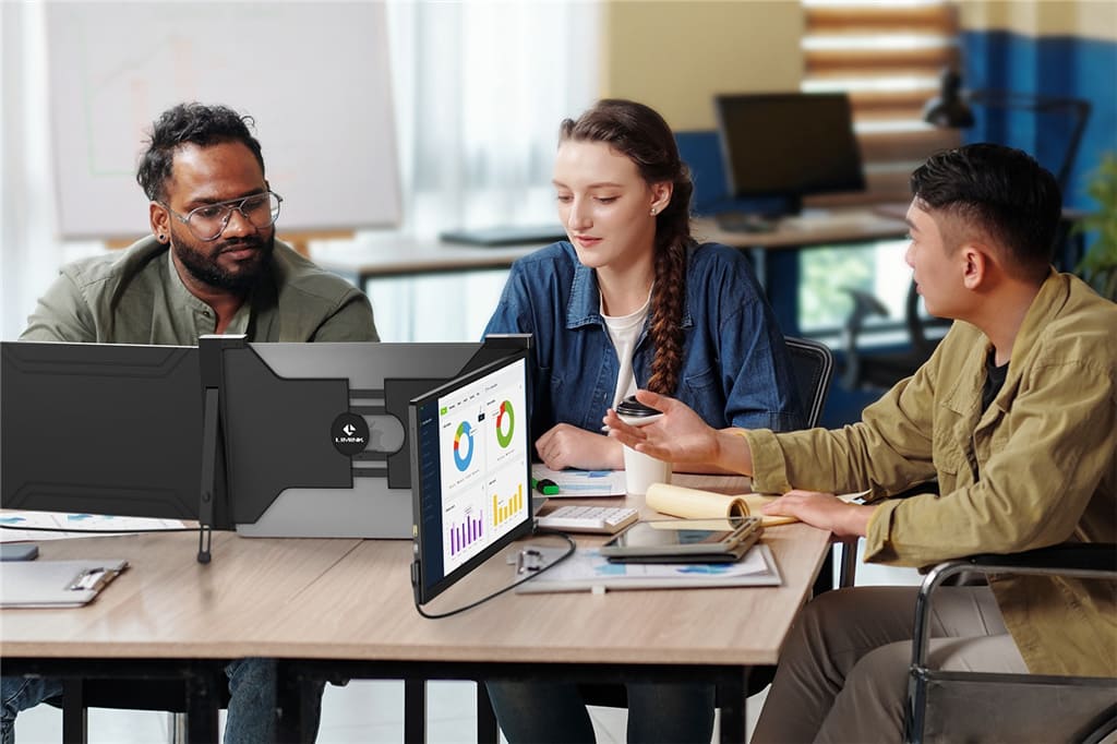 Take Your Laptop to the Next Level with a Screen Extender for Laptop ...