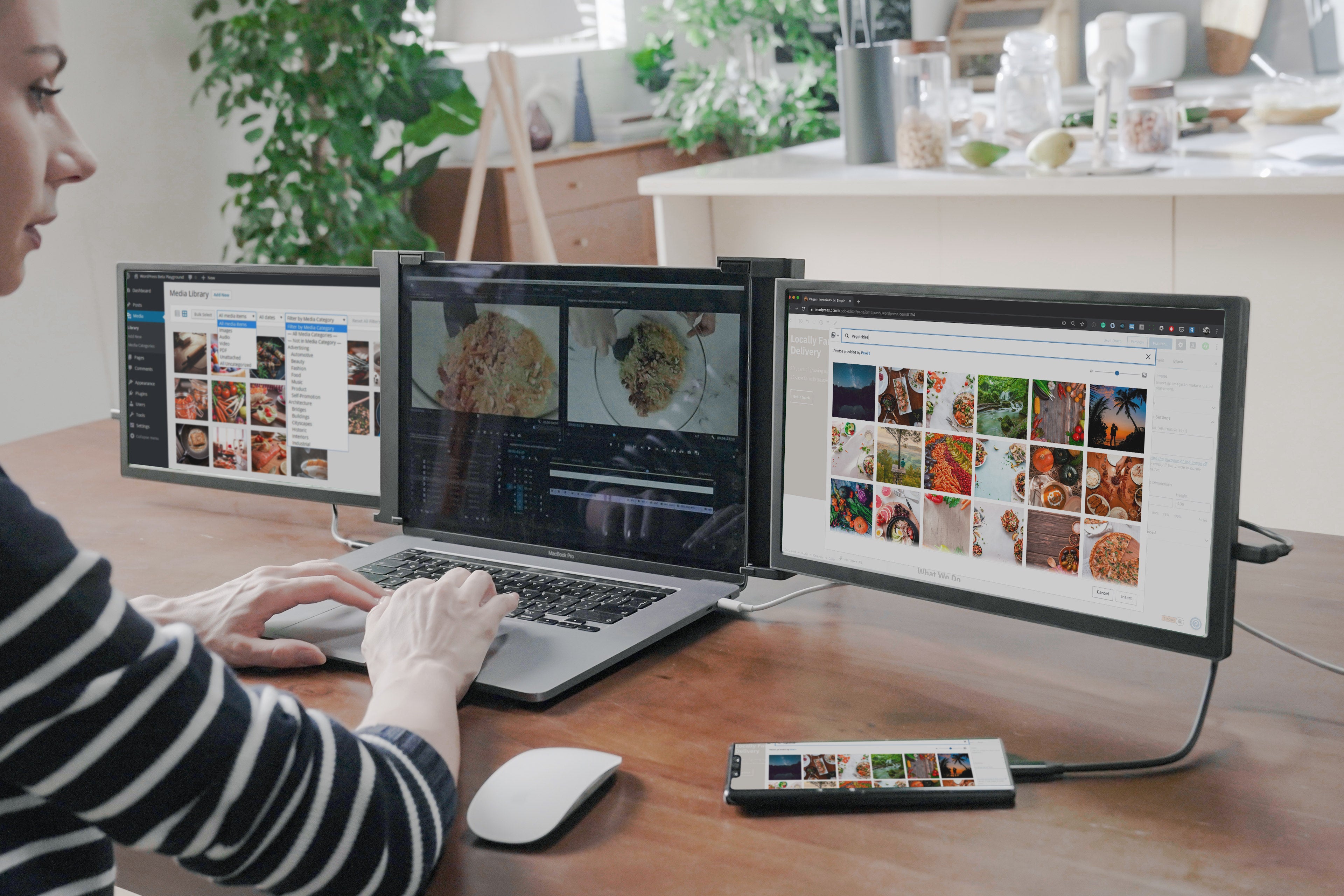 Unleash Your Productivity with Llimink's Three-Screen Laptop